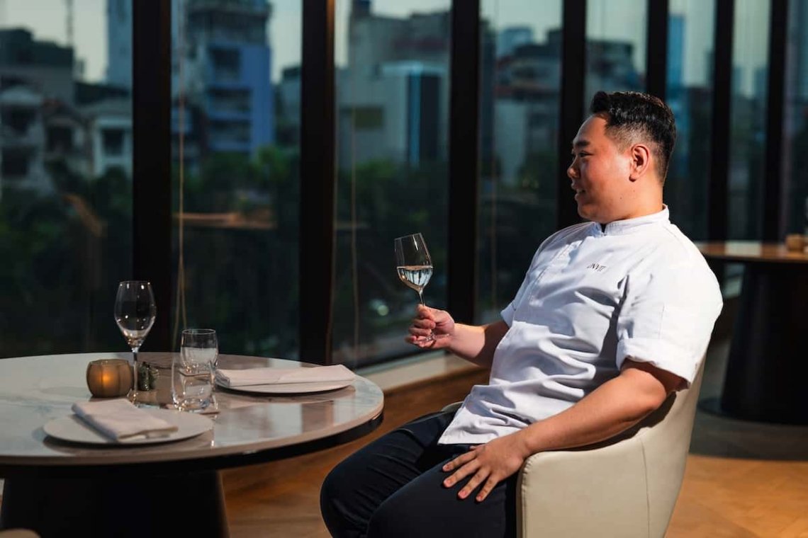 Mom's Jang In Cau Giay District: How Chef Joon Hyuk Made His Korean ...